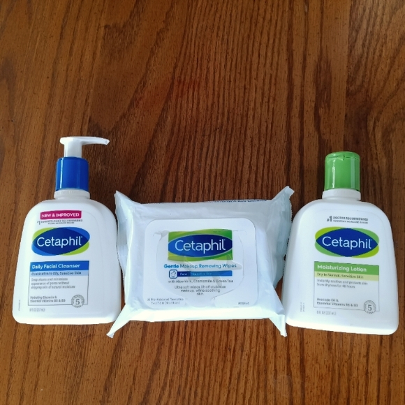 Cetaphil | Skincare | Cetaphil Gift Set | Poshmark